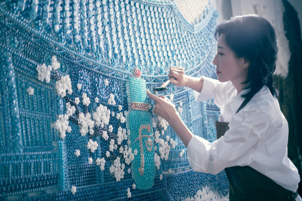 In Review: Ran Hwang at The Baker Museum by Janice T. Paine | Surface ...